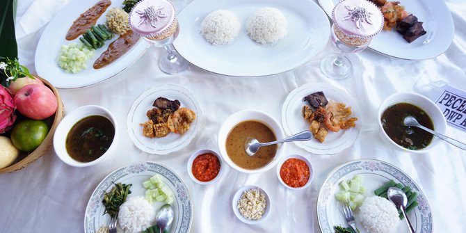 Makna Pecel Rawon bagi Masyarakat Banyuwangi | merdeka.com