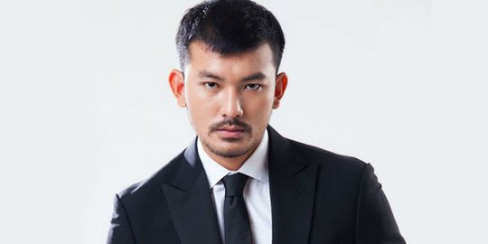 Rio Dewanto Jual Mobil Idamannya | merdeka.com