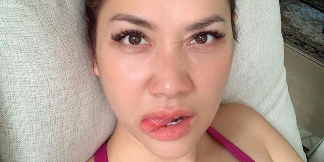 5 Potret Seru Liburan Bunga Citra Lestari dan Keluarga di NTT | merdeka.com