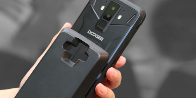 Smartphone Ini Diklaim Tahan Banting | merdeka.com