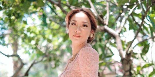 5 Potret Bunga Citra Lestari dalam Balutan Busana Kebaya yang Bikin ...