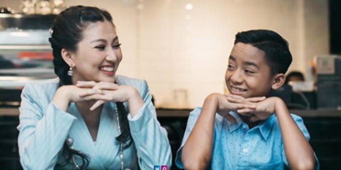 Penjelasan Lengkap Sarwendah Soal Betrand Peto Minum ASI | merdeka.com