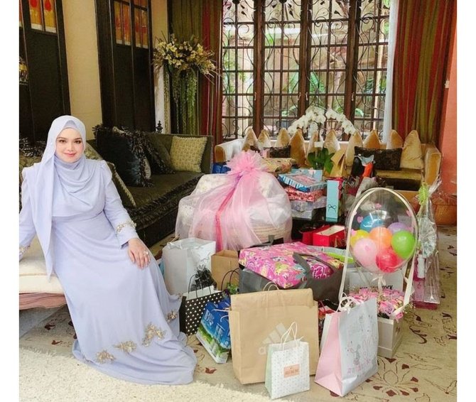 Mengintip 13 Potret Rumah Mewah Bagaikan Istana Milik Siti Nurhaliza ...