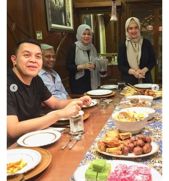 Mengintip 13 Potret Rumah Mewah Bagaikan Istana Milik Siti Nurhaliza ...