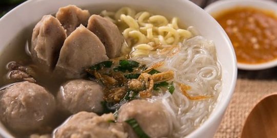 5 Cara Membuat Bakso Sapi, Ayam, dan Ikan Ala Rumahan | merdeka.com