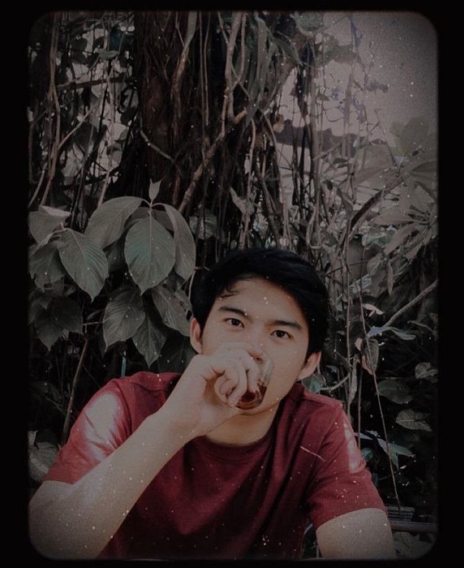 Ganteng dan Berbakat, Ini 10 Potret Gusti Rayhan Anak Farhat Abbas ...