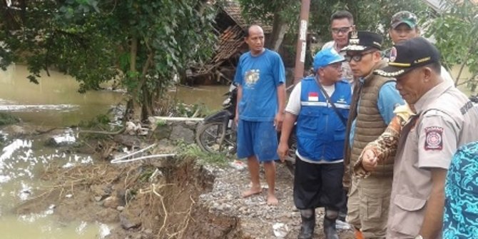 5 Strategi Pemprov Jabar untuk Antisipasi Bencana di Musim Hujan | merdeka.com