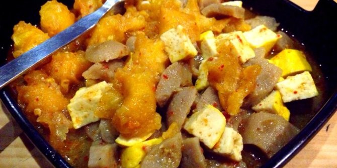 6 Cara Membuat Seblak Sederhana dan Enak, Bisa Dibuat di Rumah | merdeka.com