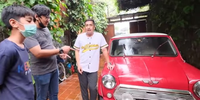 Mobil Moris Irfan Hakim Pernah Nongol saat Azan di TV, Ini Potretnya ...