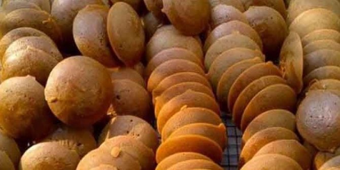 7 Manfaat Gula Aren untuk Kecantikan, Jaga Kesehatan Kulit | merdeka.com
