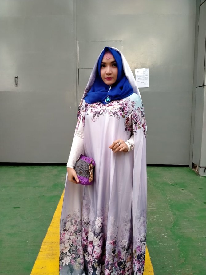 Dikabarkan Bangkrut Setelah Keluar Penjara, Ini Sumber Kekayaan Roro ...