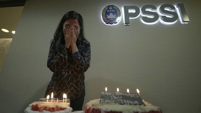 6 Potret Cantik Ratu Tisha, Sekjen PSSI Perempuan Pertama yang Memesona ...