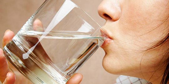 8 Jenis Makanan yang Membantu Anda Tetap Terhidrasi, Lezat dan Mudah ...