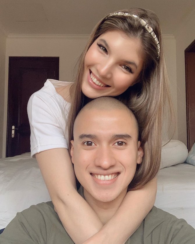 Kerap Tampil Kompak, Ini 6 Potret Kemesraan Mikaila Patritz dan ...