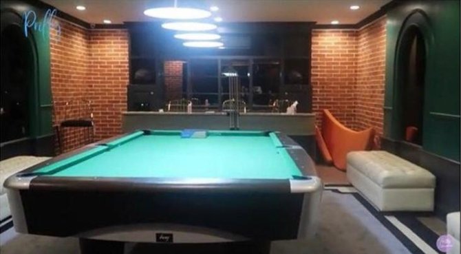 Mewah dan Keren, Ini Potret Rumah 7 Artis yang Dilengkapi Ruang Biliar ...