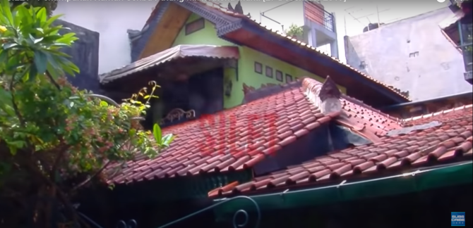 10 Potret Horor Rumah Selebriti Krishna Mukti, Ada Topeng Dukun ...