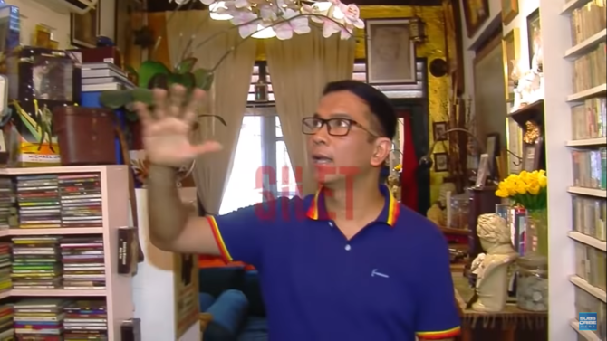 10 Potret Horor Rumah Selebriti Krishna Mukti, Ada Topeng Dukun ...