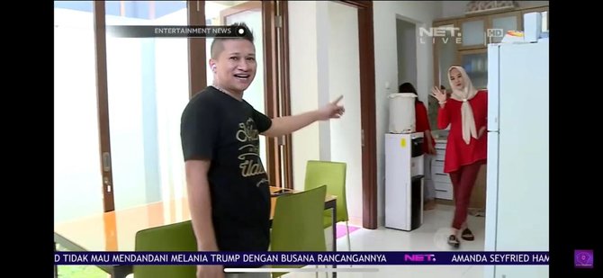 12 Potret Rumah Mang Saswi ada Koleksi Motor Harley Davidson