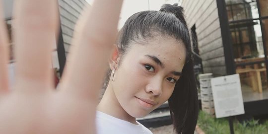 Beranjak Remaja, Ini 5 Potret Terbaru Alifa Little Miss Indonesia ...