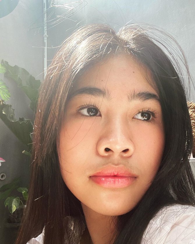 Beranjak Remaja, Ini 5 Potret Terbaru Alifa Little Miss Indonesia ...