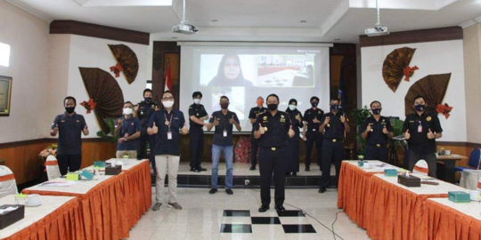 Bea Cukai Terima Pengajuan TPS Online PT Angkasa Pura Logistik | merdeka.com