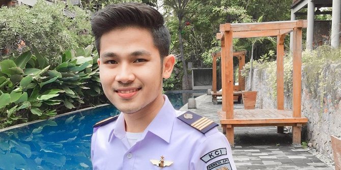 6 Potret Jevi Santosa, Pacar Arafah yang Berprofesi sebagai Masinis ...
