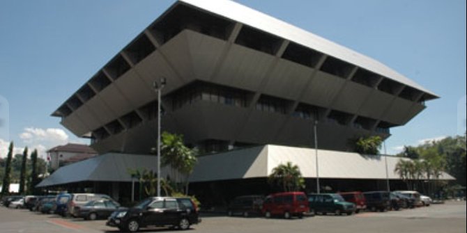 Gedung DPRD Jateng Tutup 3 Hari Usai Salah Satu Anggota Dewan Berstatus ... Gedung DPRD Jateng Tutup 3 Hari Usai Salah Satu Anggota Dewan Berstatus ...