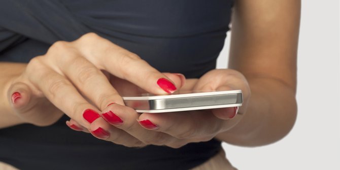 4 Cara Memasang Tampered Glass Pada Smartphone, Mudah dan Tidak ...