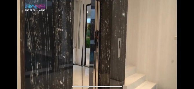 Intip 8 Potret Calon Kantor Baru Raffi Ahmad yang Dipinjamkan Mama ...