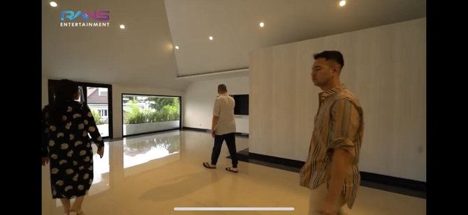 Intip 8 Potret Calon Kantor Baru Raffi Ahmad yang Dipinjamkan Mama ...