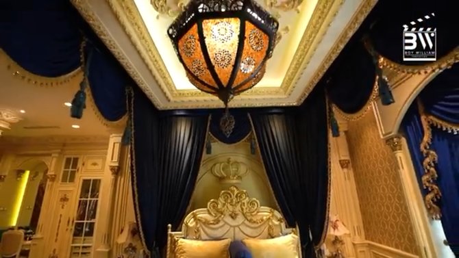 10 Potret Kamar Mewah HM Fitno Bak Kamar Hotel Bintang 7, Boy William ...