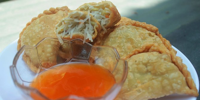 Resep Jalangkote, Pastel Isi Bihun Khas Makassar Lengkap dengan Saus ...
