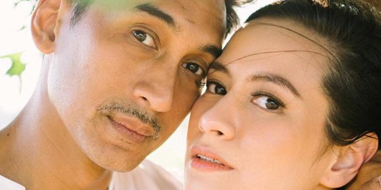 5 Potret Vicky Monica, Artis Cantik yang Resmi Dinikahi Restu Sinaga ...