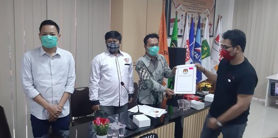 Tiga Pasangan Calon Pilwalkot Tangsel Lolos Tes Kesehatan | merdeka.com