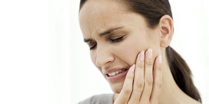 7 Penyebab Gusi Sering Bengkak yang Perlu Diketahui Beserta Cara ...