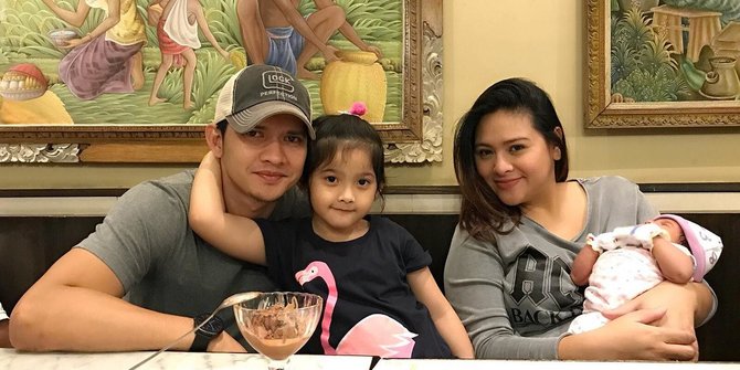 Rayakan Ulang Tahun Anak, Audy Item Tulis Pesan Haru | merdeka.com