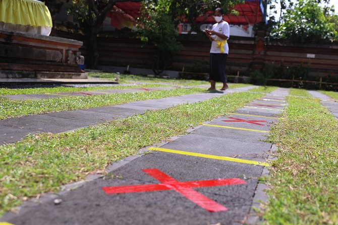 Cegah Covid-19, Kenali Physical Distancing dan Cara Melakukannya