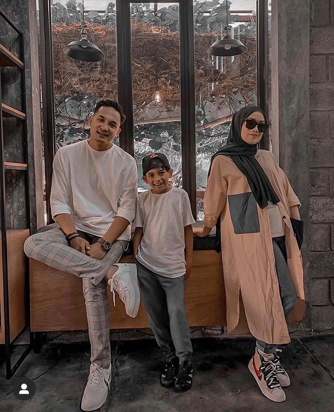 Jadi Bintang Tamu di Temulawak Indosiar, Ini 5 Potret Hangat Panji ...