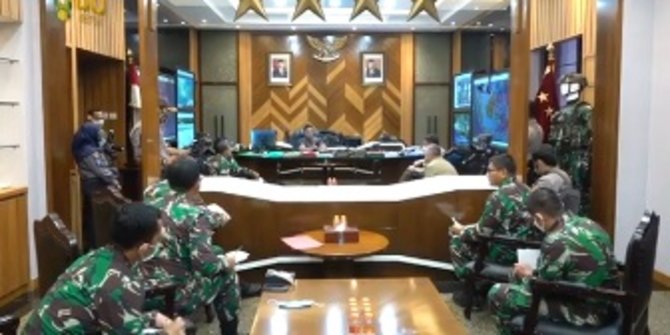 Terima Kolonel Australia, Pakaian Jenderal TNI Andika Perkasa Jadi ...