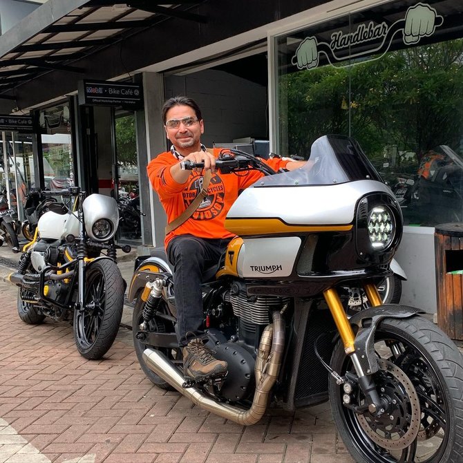 Makin Berkarisma, Ini 5 Potret Umar Lubis Pemain Sinetron Dari Jendela ...