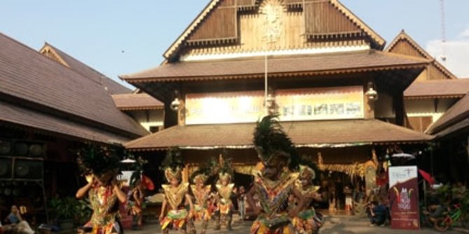 Dikenal Surganya Barang Antik, Ini Kisah di Balik Berdirinya Pasar ...