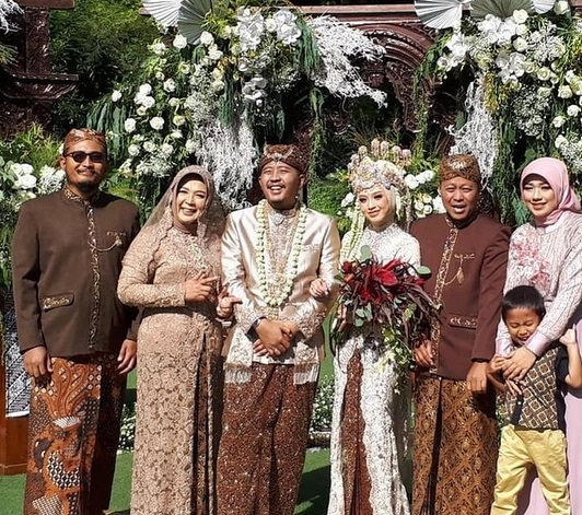 5 Potret Camilla Azyati Menantu Jenderal TNI Wanita Winarni, Cantik dan ...