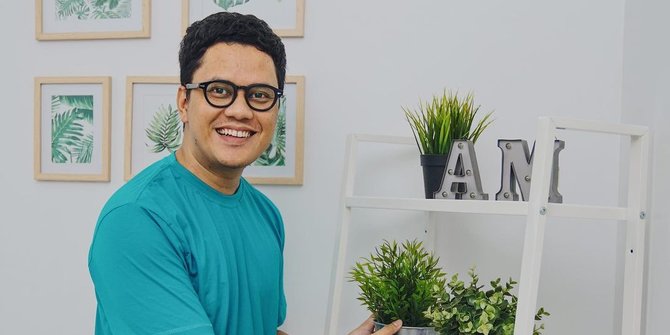 Viral Youtuber Dikomplain Eiger, Arief Muhammad Beri Hadiah Mahal Ini ...