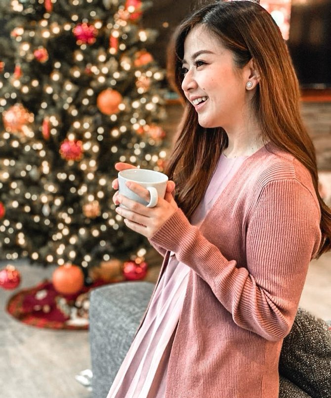 Awet Muda di Usia 34 Tahun, Ini 5 Potret Terbaru Franda yang Semakin ...