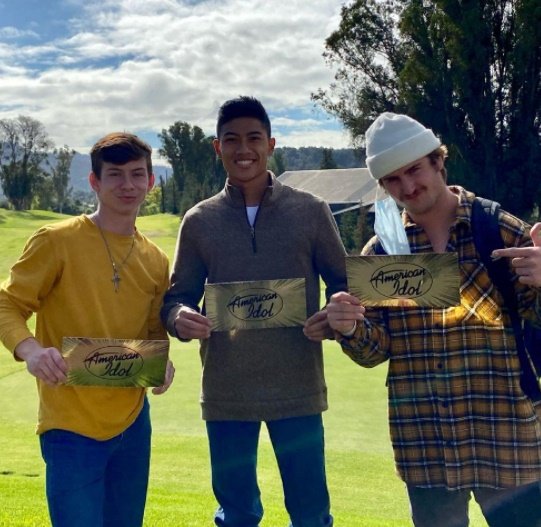 Raih Golden Tiket American Idol, Intip 4 Potret Dzaki Sukarno Pemuda ...