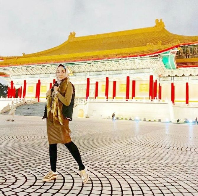 Main di Pintu Berkah, Ini 4 Potret Raslina Rasidin yang Awet Muda di ...