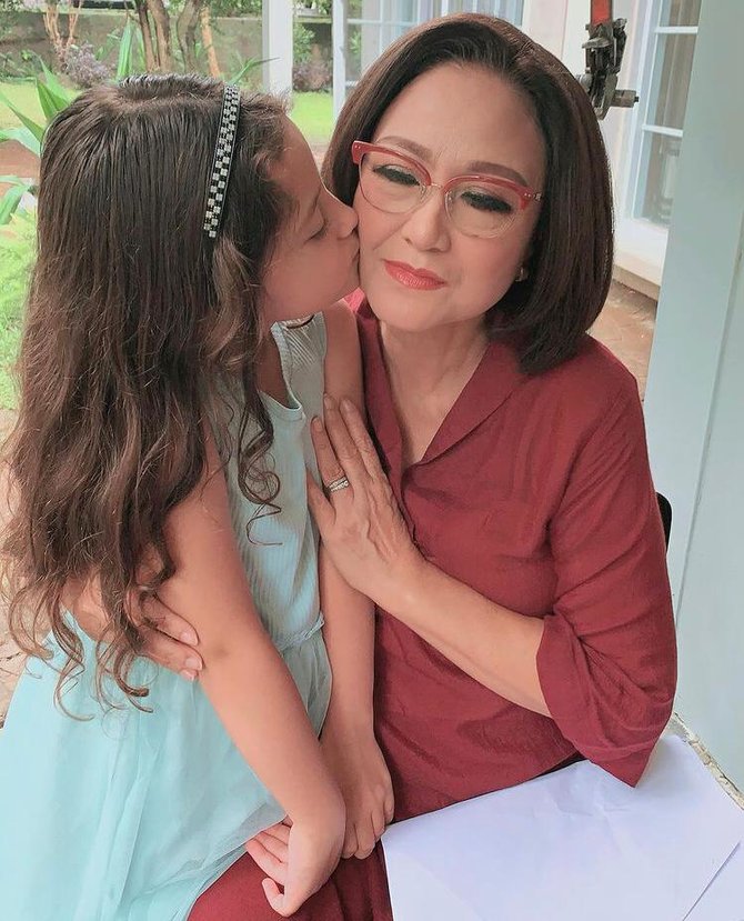 Selain Main di Samudra Cinta, Ini 4 Potret Shafira K Doyle dengan ...