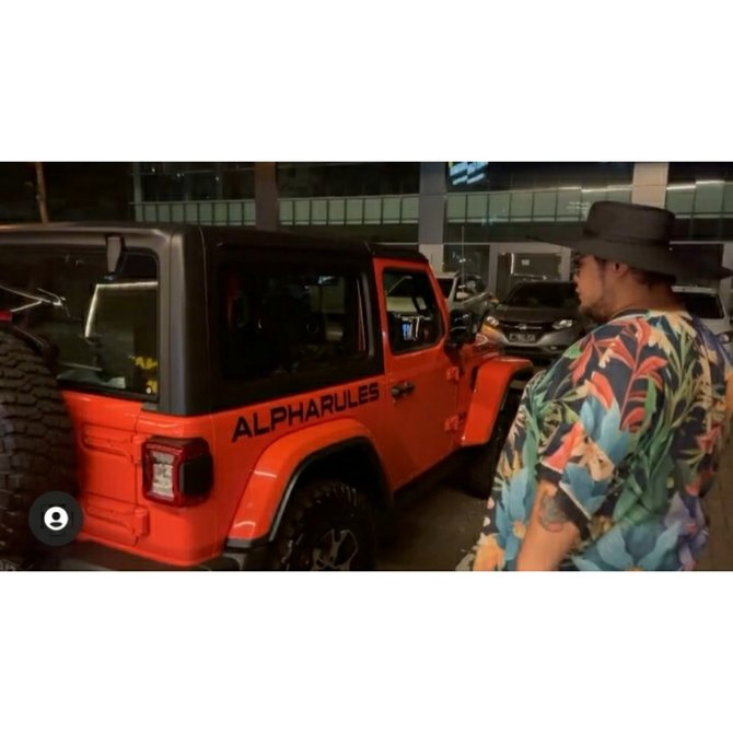 Potret Mobil Mewah Deddy Corbuzier, Ivan Gunawan Sewot Bilang Kayak Es ...