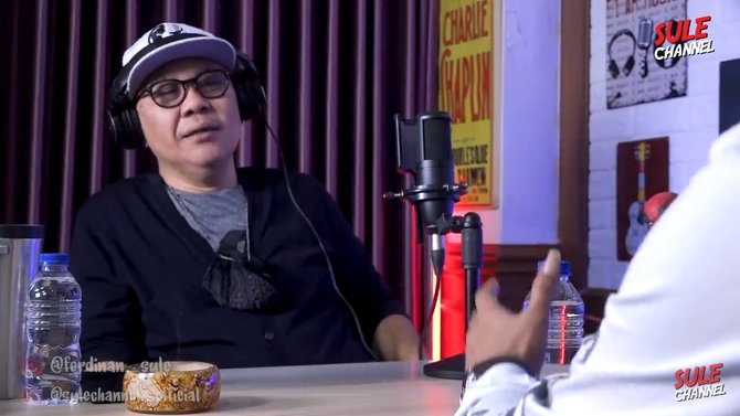 Doel Sumbang Bingung Asal Usul Namanya di Dunia Hiburan | merdeka.com