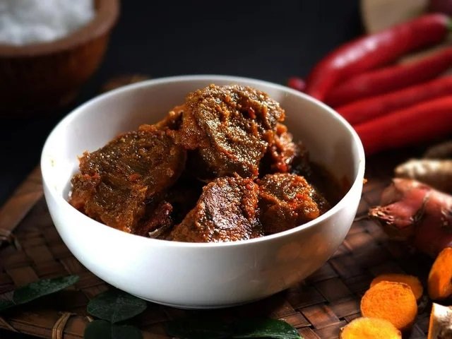 5 Resep Bumbu Rendang yang Lezat dan Menggugah Selera | merdeka.com